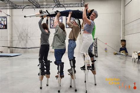 Stage échasses Initiation Cirque