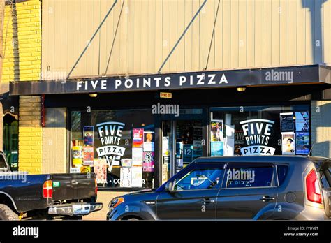 The Five Points Pizza Restaurant In East Nashville Famous For Its Ny