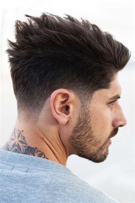 Gaya Rambut Mohawk Pendek Brynleetarowatts