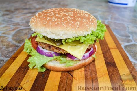 Рецепт: Гамбургер с куриной котлетой на RussianFood.com