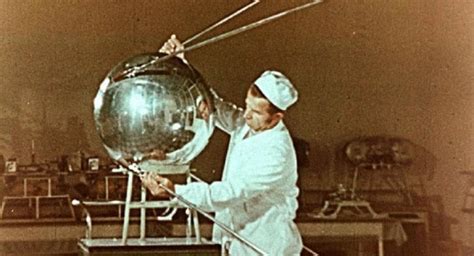 El Pájaro Espino En 1957 La Urss Lanza El Satélite Sputnik I