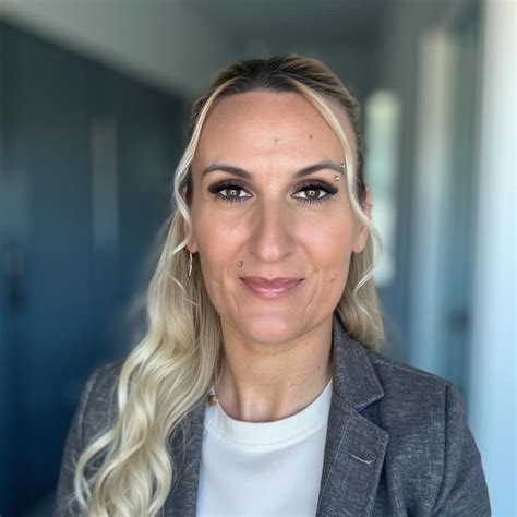 Melanie Wenzels Instagram Twitter And Facebook On Idcrawl