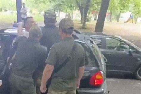 В Харькове сотрудники военкомата насильно мобилизовали мужчину Газета