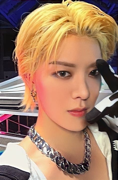 Yuta Photocard Scan Random Ver Novios
