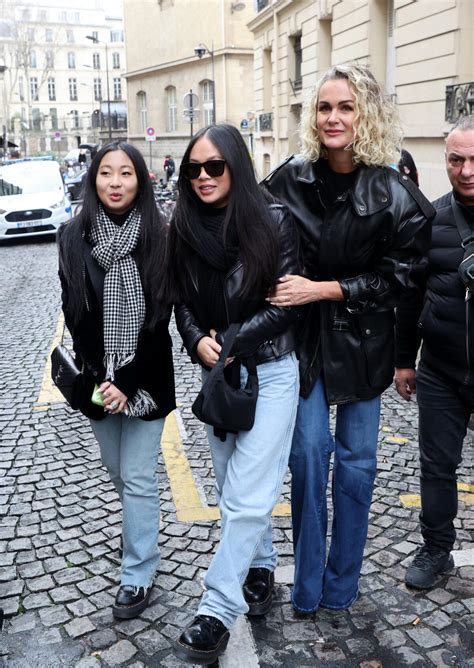 Photo Jade Joy Et Laeticia Hallyday Lors De L Inauguration D Une