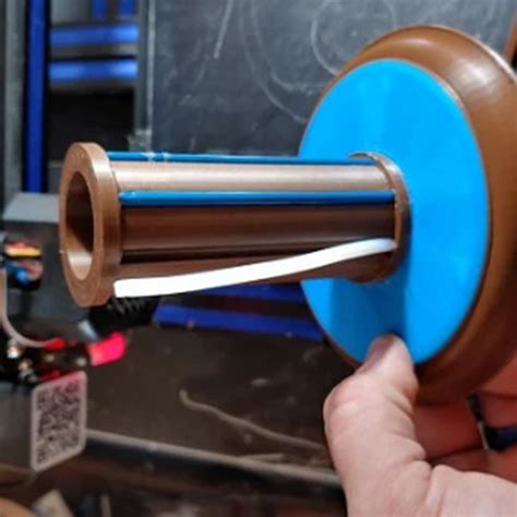Stl File Locking Spool Holder・template To Download And 3d Print・cults