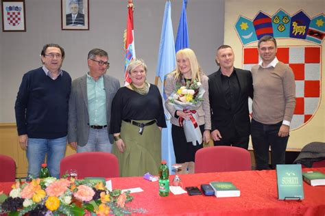 Promocija Knjige Dr Marijane BraŠ Susreti Koji Oblikuju život Grad Pakrac