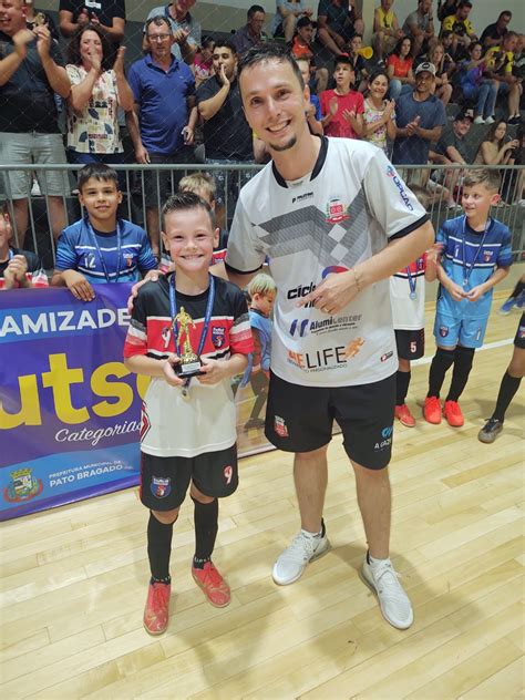 Nova Santa Rosa é A Grande Campeã Da Copa Amizade De Futsal Categoria