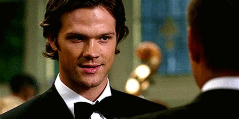 해연갤 슈내 동생한테서 섹스 냄새 맡은 형 짤 나온 에피에서 샘 미모 뭐냐