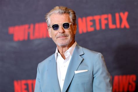 Pierce Brosnans Flirty Friendship With Helen Mirren Has Keely Shaye
