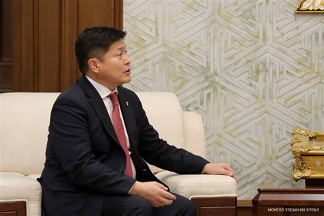 Казиногийн тухай болон бусад хуулийн төслүүдийг өргөн мэдүүллээ
