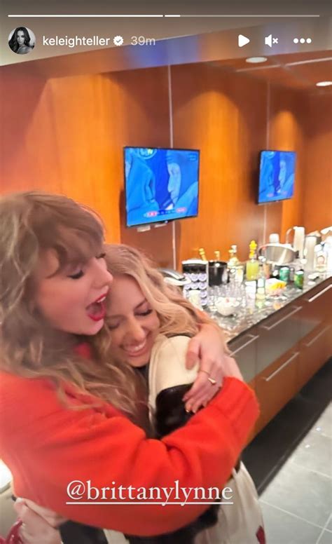Taylor Swift And Brittany Mahomes Embrace In Sweet Photo From Chiefs