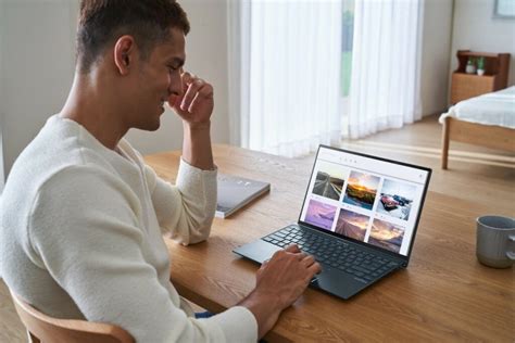 ASUS Zenbook X OLED UM Laptop Ringkas Powerful Dan Berkelas ZenCreator
