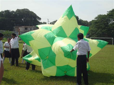 EN LOS TUXTLAS PREMIAN AYUNTAMIENTO A ESCUELAS POR ELABORACIÓN DE GLOBOS