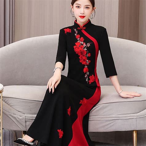 Jual Cheongsam Bordir Gaya Cina Gaun Panjang Beludru Emas Lengan Tiga