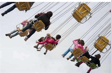 Stuttgarter Frühlingsfest 2023 Tipps für Eltern Wie der Wasenbesuch