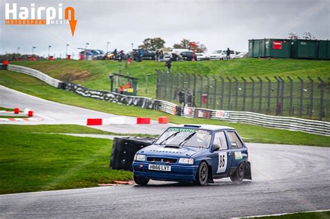Svh Neil Howard Stages