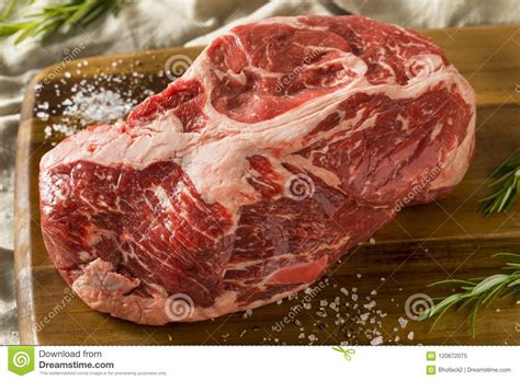 Raw Red Grass Fed Chuck Beef Roast Stock Image Image Of Cooking