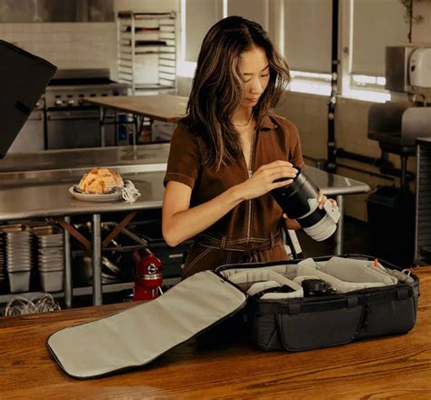 Peak Design Unveils The Camera Cube V2 Exibart Street