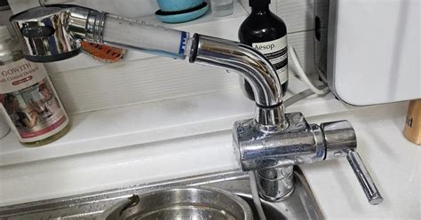 다음날 원하는 시간대에 와주셔서 감사합니다~ 직접사서 신랑한테 셀프로 하라고할까하다 불안해서 요청드렸는데 괜히 시간버리고 물벼락맞을뻔했어요ㅋ 감사합니다 숨고 숨은고수