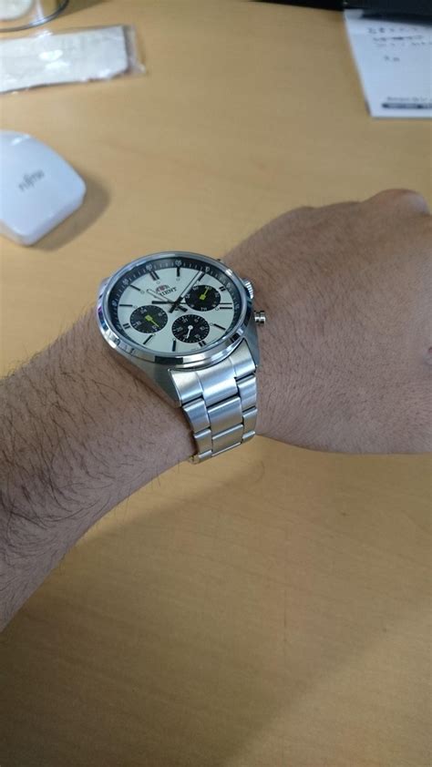 オリエントの腕時計買った