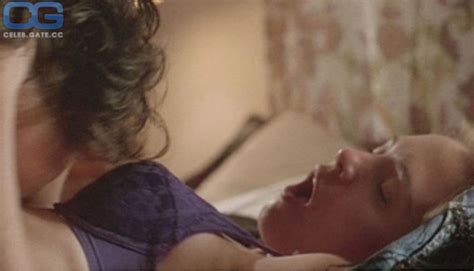 Renee Zellweger Nude Pictures Photos Playboy Naked Topless Fappening