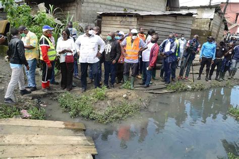 Inondations à Douala le maire de la ville promet de démolir les