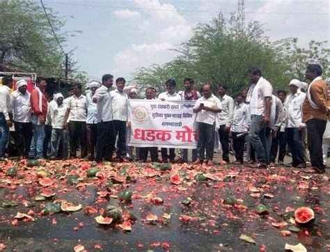 Maharashtra Farmers Strike Maharashtra Farmers Call Off 2 Day Strike