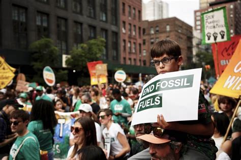 Tens Of Thousands March To Demand End To Fossil Fuels Ahead Of U N