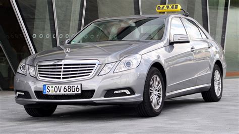 Mercedes Benz E Class Taxi 2009 Wallpapers And Hd Images Car Pixel