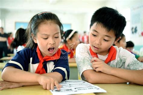 安徽铜陵：推普送教进乡村小学 人民图片网