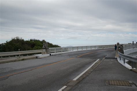 海中道路を通って伊計島へ（沖縄） Hinemosu