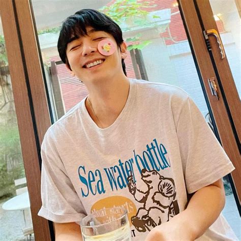 Jin Yi Han 2022