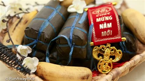 Sticky Rice And Banana Cakes Banh Tet Chuoi Pressure Cooker Recipe