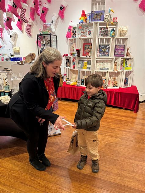 Young Neighbor Turns Creativity Into Support For Woodmere The