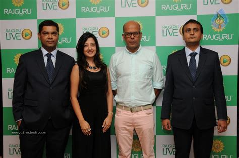 Sonakshi Sinha At The Rajguru Fashion Parade Photo 11 Of 47