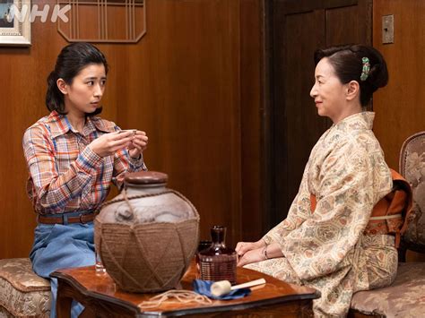 連続テレビ小説「ちむどんどん」 On Twitter 房子と2人で沖縄の古酒（くーす）を飲むことに。 酔っぱらってしまった暢子は、思わず