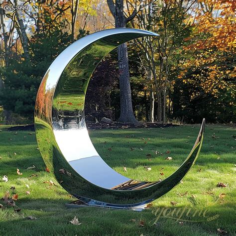 Stainless Steel Crescent Moon Sculpture For Outdoor Css 999