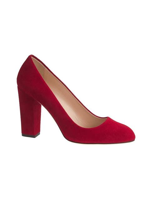 How To Walk Gracefully In Heels 7 Tricks That Work Heels Walking In