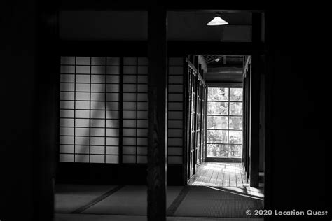 壁に耳あり障子に目ありNehira Photowalker