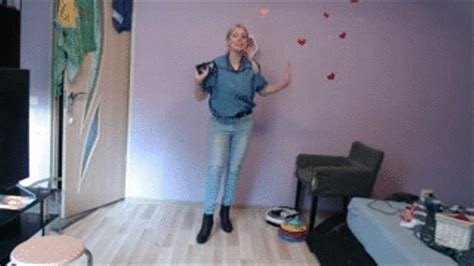 Bully Queen Bee Custom Stripping Lilcharlottes Secret World Clips4sale