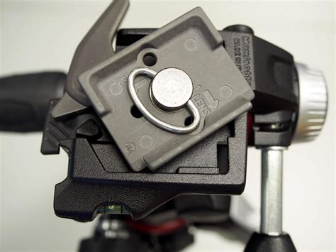 開箱 曼富圖 Manfrotto 190t 四節腳架與 Mhxpro 3w 三向雲台（mk190xpro4t 3w 套組） G T