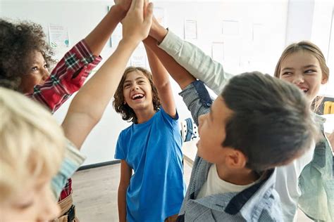 3 Ways To Create A Positive Classroom Environment For Reintegration