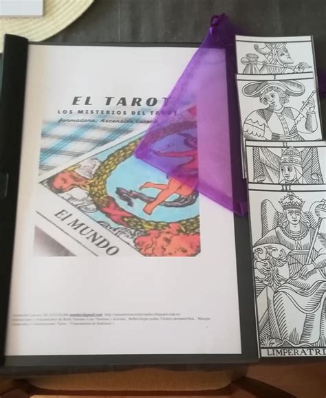 TALLER DE TAROT Ion De Luz