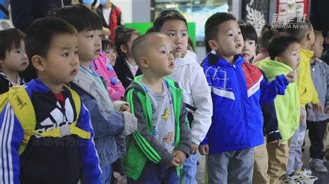 河北廊坊：珍爱地球 寓教于乐体验垃圾分类凤凰网视频凤凰网