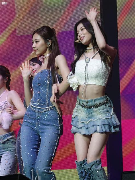 Tzuyu And Sana Rtwiceships