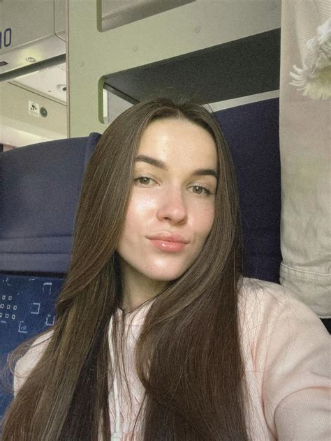 давненько я тут не писала нічого лише постила гарні фото Так от що я