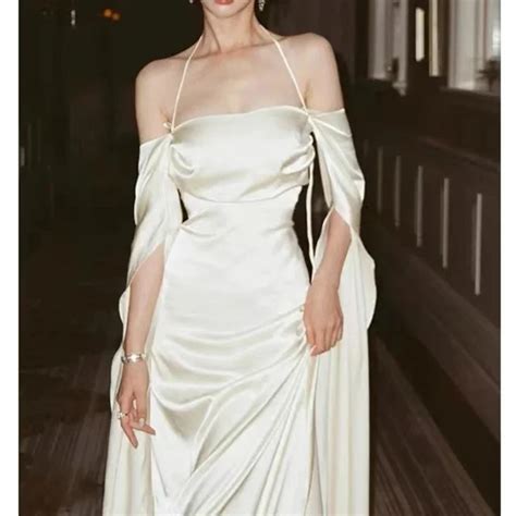 Атласное длинное платье женское белое элегантное платье с открытой спиной женское модельное