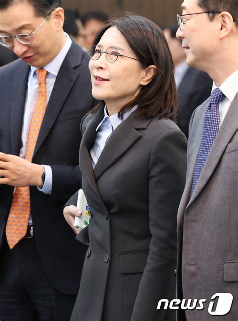 취임식 참석한 강인선 2차관 뉴스1