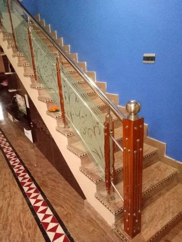 Stainless Steel Stairs Ss Glass Stair Railing For Hotel At ₹ 1450sq